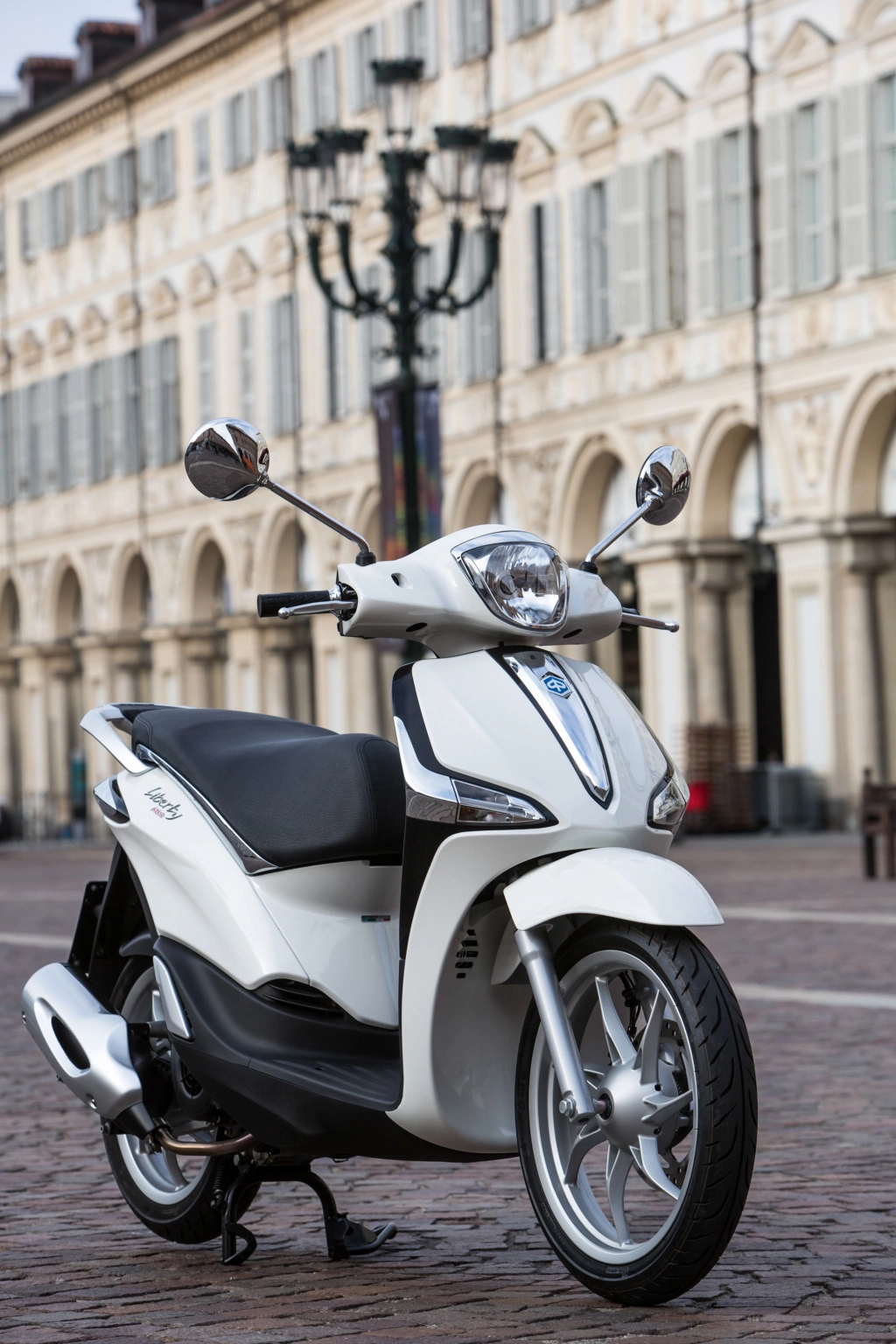Piaggio Liberty 125 MY2024 alle Infos, alle Farben - Fulland Vespa-Store